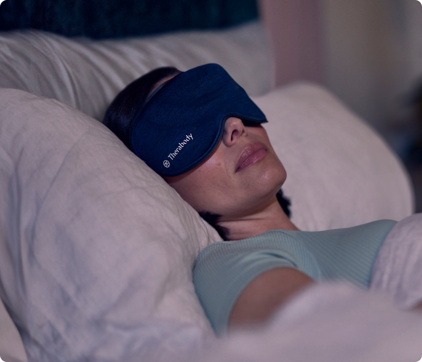 SleepMask | 100% Blackout Eye Mask for Better Sleep | Therabody US